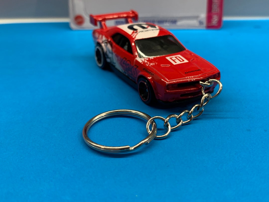 Hot Wheels 20 Dodge Challenger SRT Drift Car Keychain - Etsy