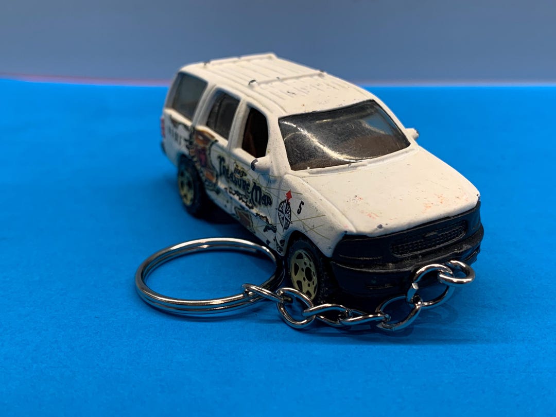 Matchbox 98 Ford Expedition SUV Keychain - Etsy