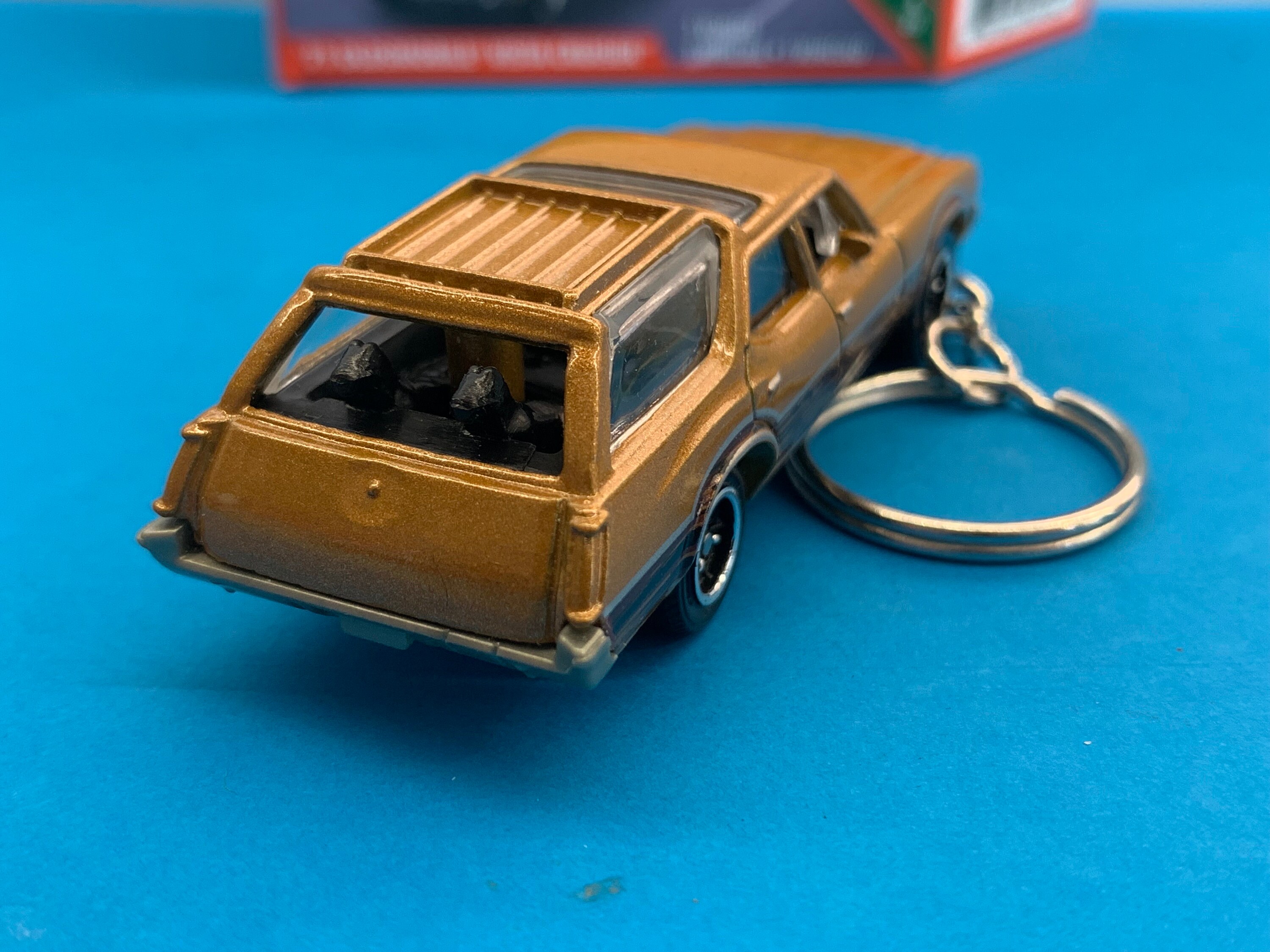 Matchbox 71 Oldsmobile Vista Cruiser Wagon Keychain - Etsy