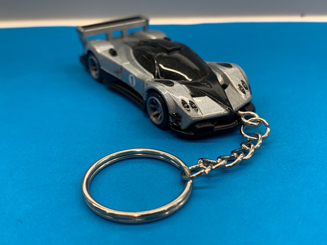 Hot Wheels 12 Pagani Zonda R Race Car Keychain - Etsy