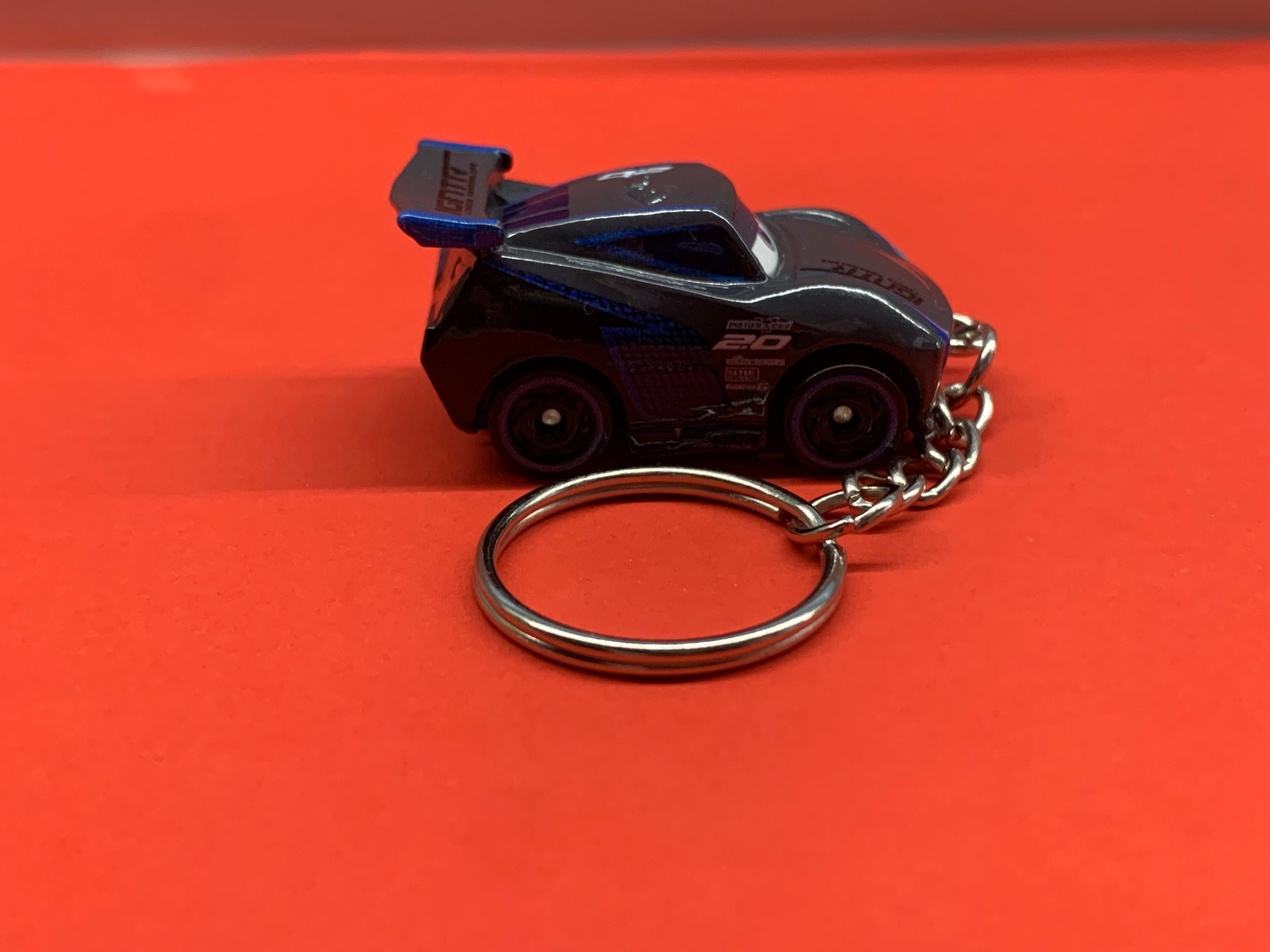 Hot Wheels/mattel 06 Cars Micro Racers Movie Jackson Storm 20 Keychain ...