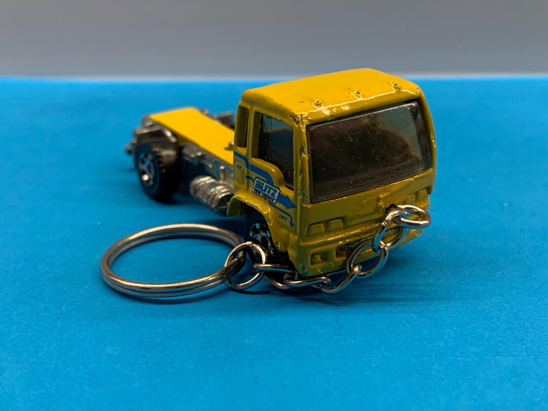Matchbox 09 Delivery Truck Mitsubishi Fighter Fuso Isuzu Hino 500 Class ...