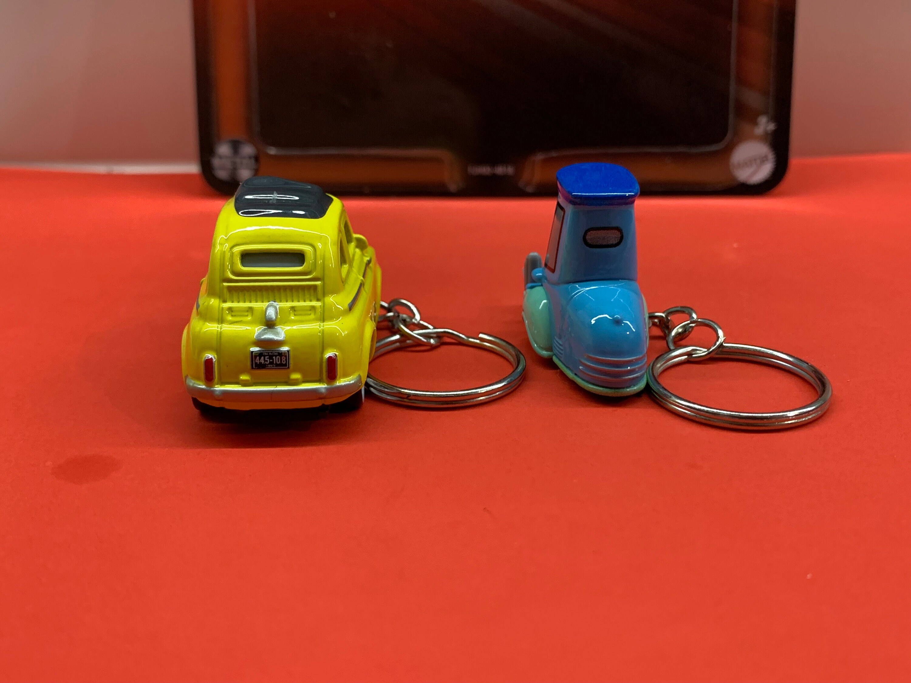 Hot Wheels/mattel 06 Cars Movie Luigi & Guido Pair Couples/best Friends ...