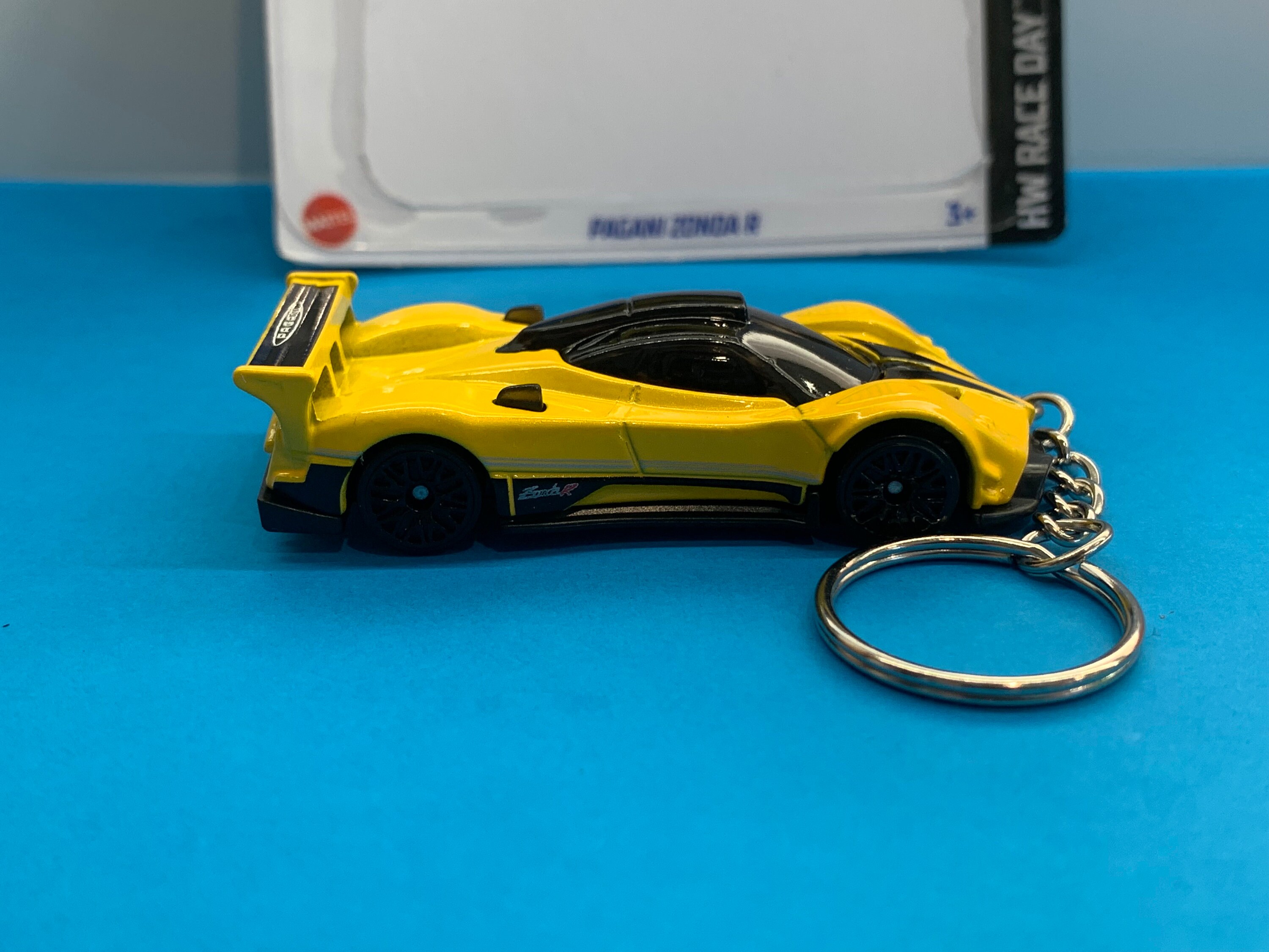 Hot Wheels 12 Pagani Zonda R Race Car Keychain - Etsy