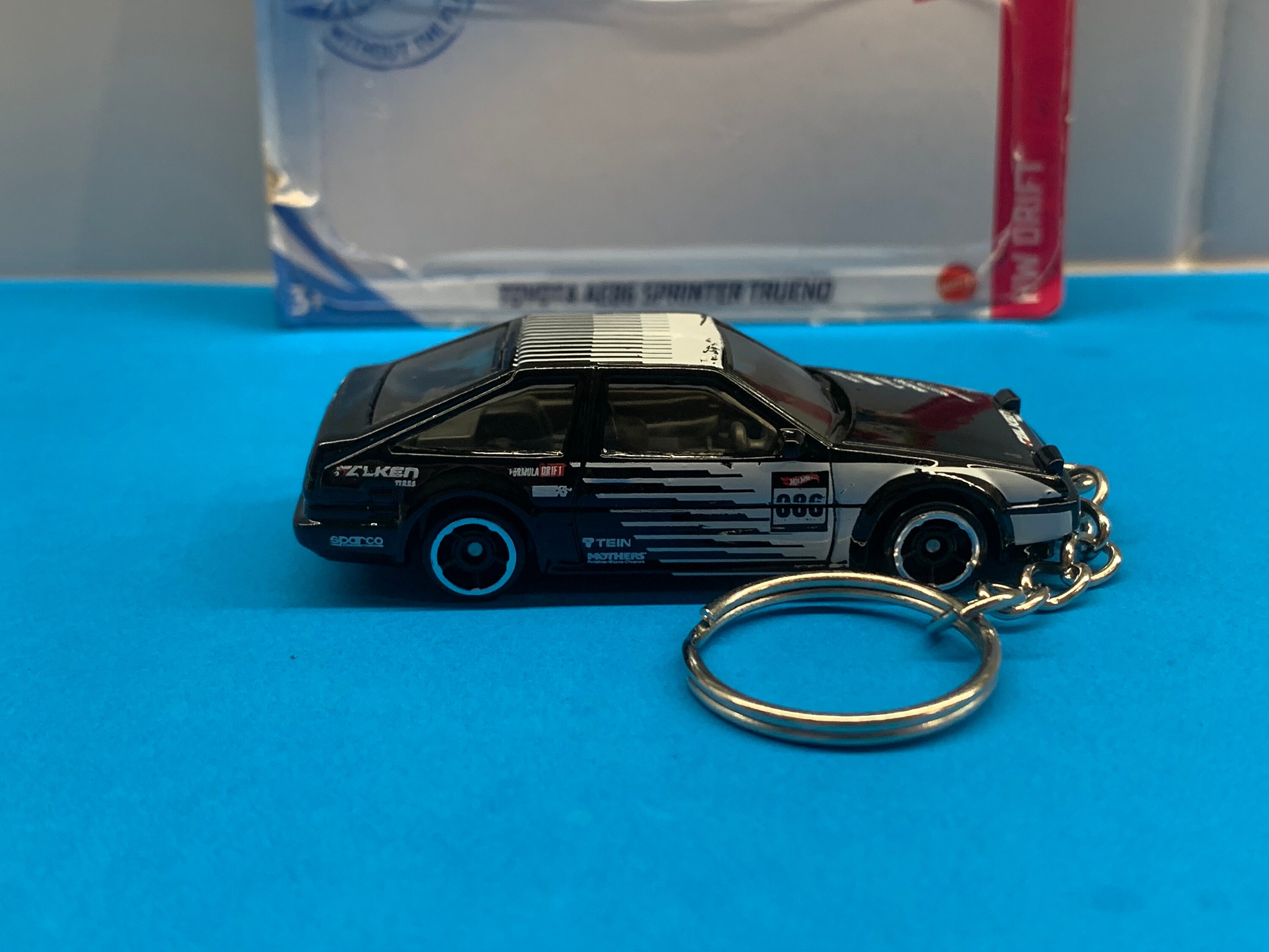 Hot Wheels 84 Toyota AE86 Trueno Sprinter Corolla Keychain - Etsy