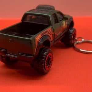 Hot Wheels 2010 Toyota Tundra TRD Pro Keychain - Etsy