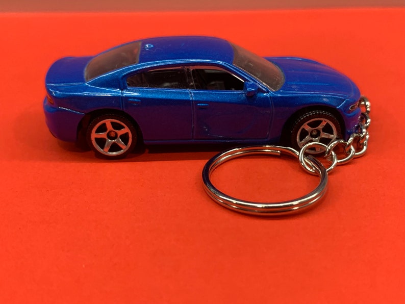 Matchbox 18 Dodge Charger SRT Keychain - Etsy