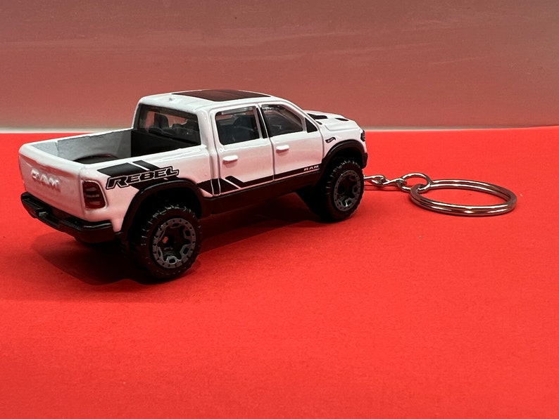 Hot Wheels 20 RAM 1500 Pick up Truck Ute Keychain - Etsy