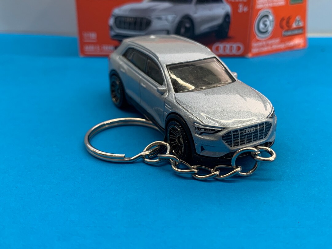 Matchbox 21 Audi E-tron Q3 Q4 Q5 Q7 Keychain - Etsy