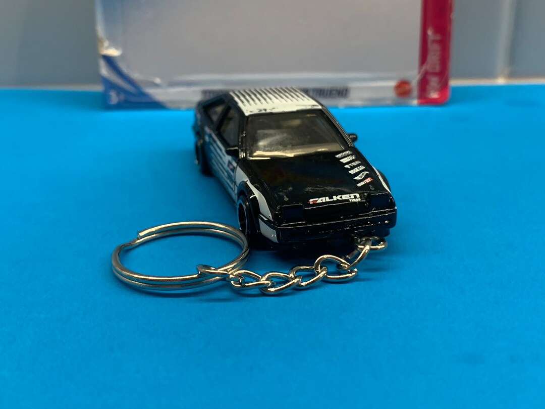 Hot Wheels 84 Toyota AE86 Trueno Sprinter Corolla Keychain - Etsy