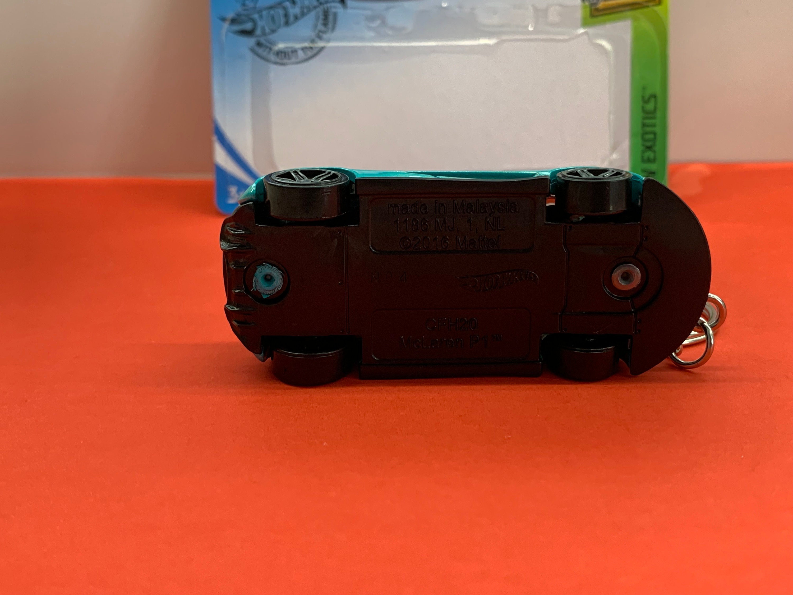 Hot Wheels 17 Mclaren P1 Hypercar Hybrid Keychain - Etsy