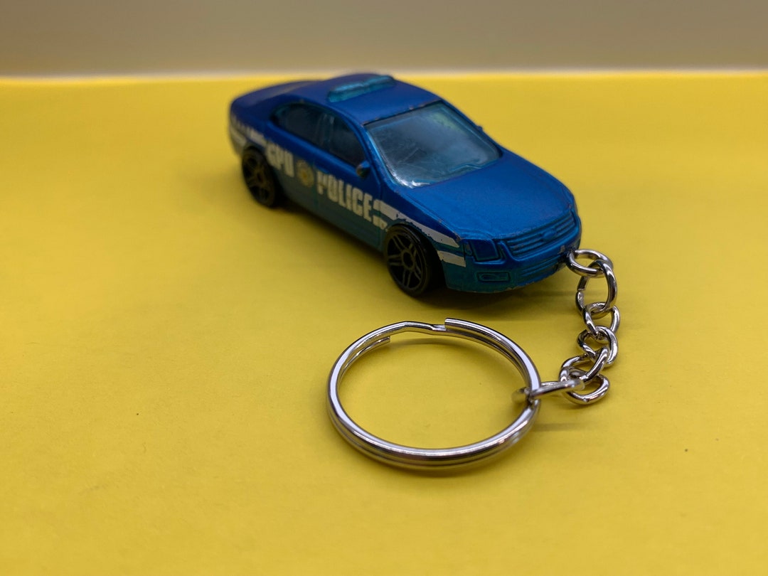 Hot Wheels 10 Ford Fusion Police Car Keychain - Etsy
