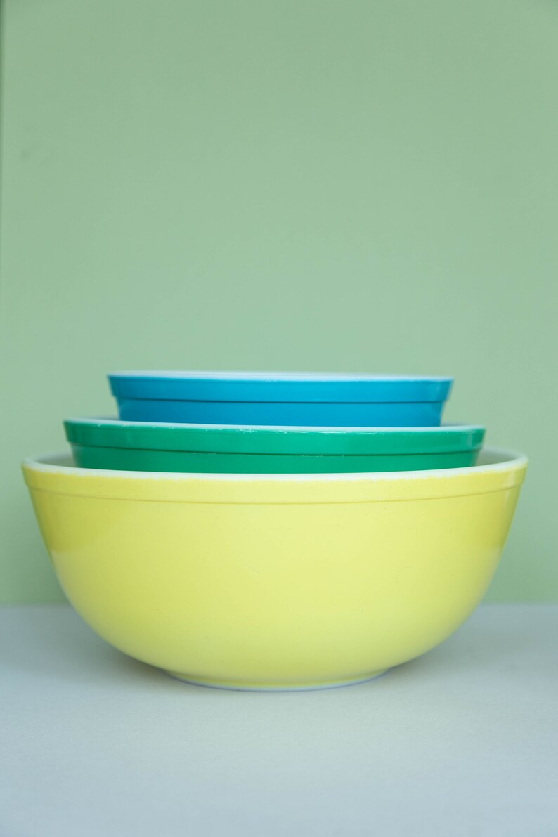 Set of 3 Vintage Pyrex Bowls - Etsy