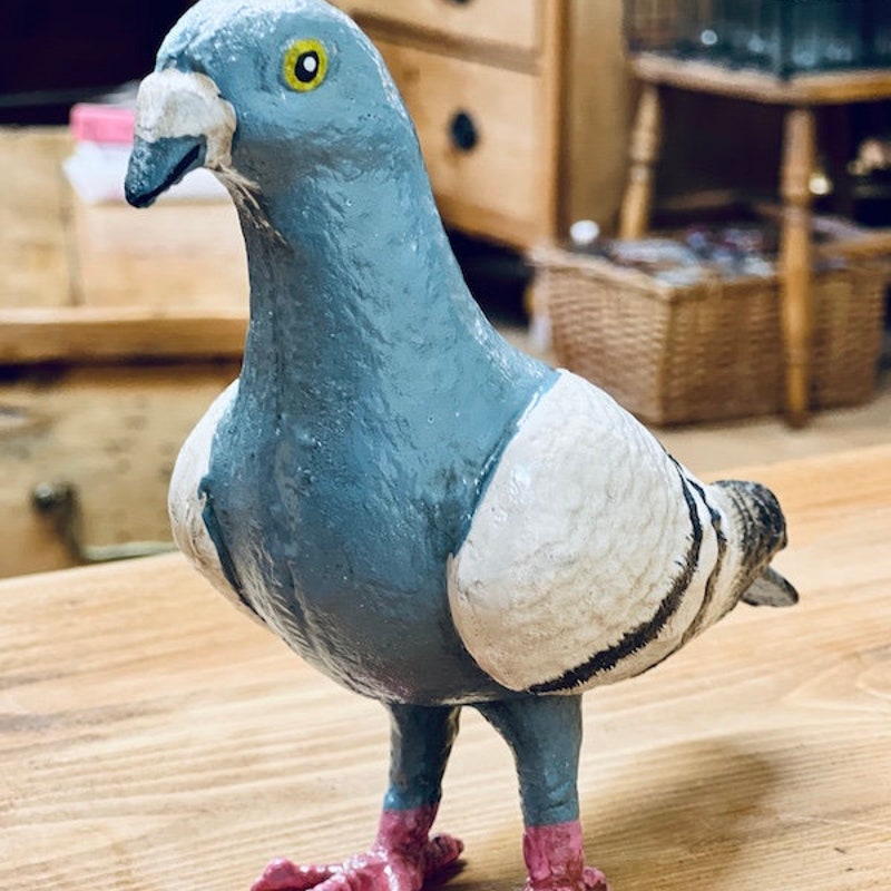 Figurine Pigeon Gifts - 60+ Gift Ideas for 2026