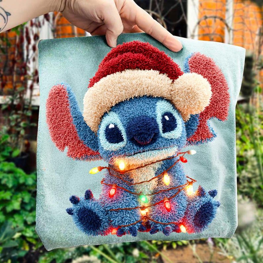 Latch Hook Yarn Faux Cartoon Movie Png, Merry Christmas Png, Yarn ...