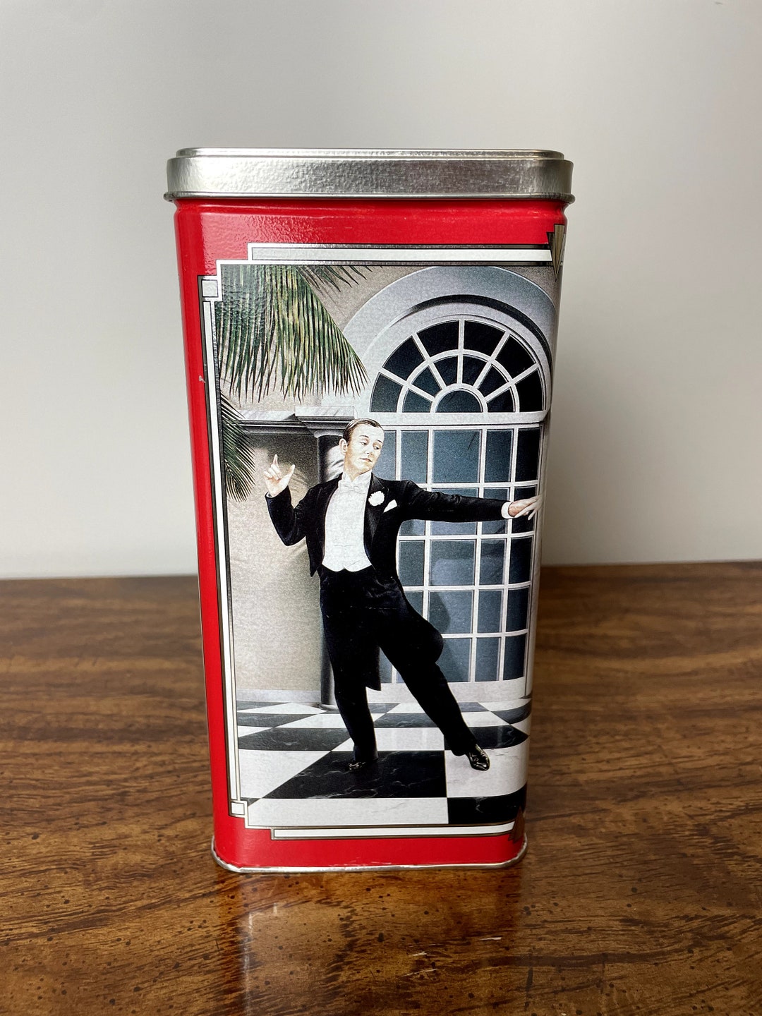 Vintage Ritz Crackers Special Edition 1990's Tin Fred Astaire & Ginger ...