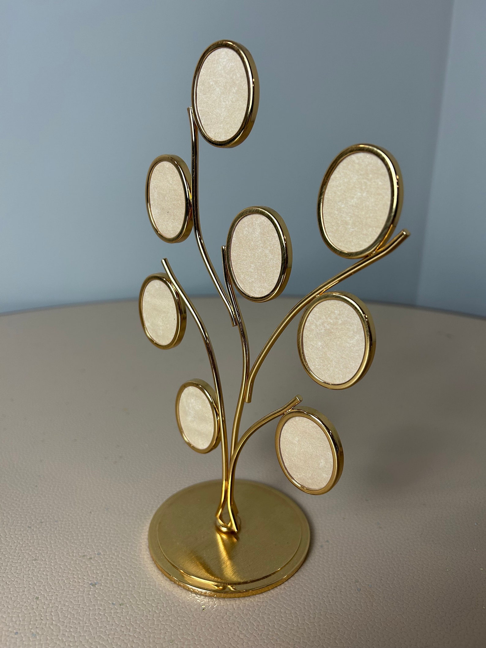 Vintage Brass Mini Oval Photo Tree Stand Minor Scratches 8.5 TALL ...