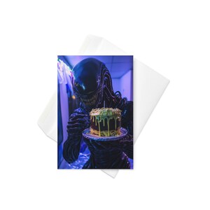 Xenomorph's Party Surprise: Gothic Alien Birthday Card - Sci-fi Cake ...