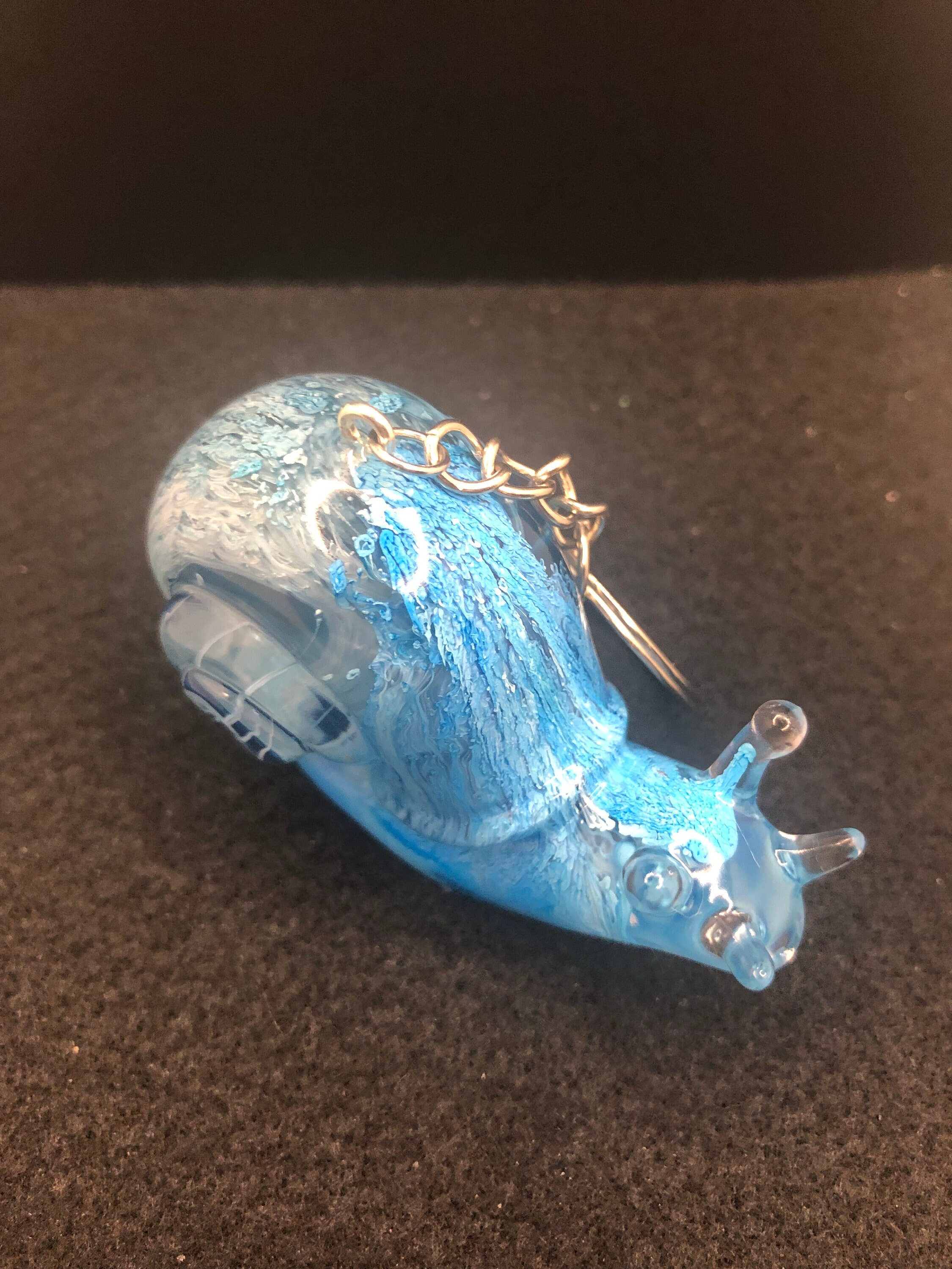 Handmade Resin Blue Petri Dish Snail Keychain, Unique Snail Keychain ...