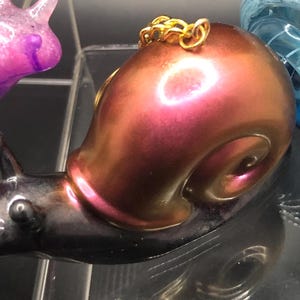 Cute & Unique Snail Keychains, Color Shifting Snail Keychains, Pink ...