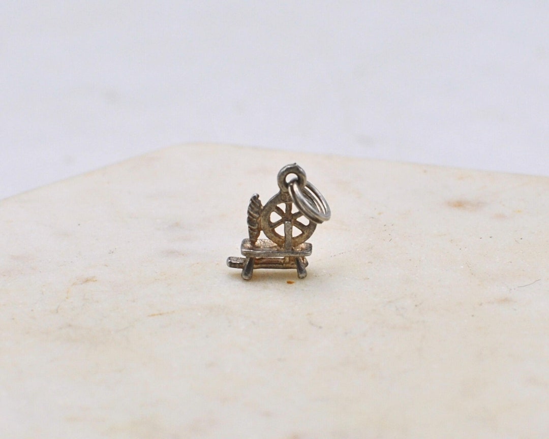 Vintage Spinning Wheel Charm - 925 Sterling Silver Vintage Charm ...