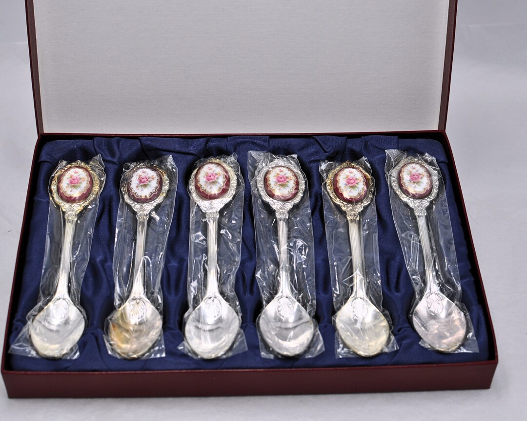 Royal Albert Boxed Set of 6 Silver Plated Teaspoons Lady Hamilton ...