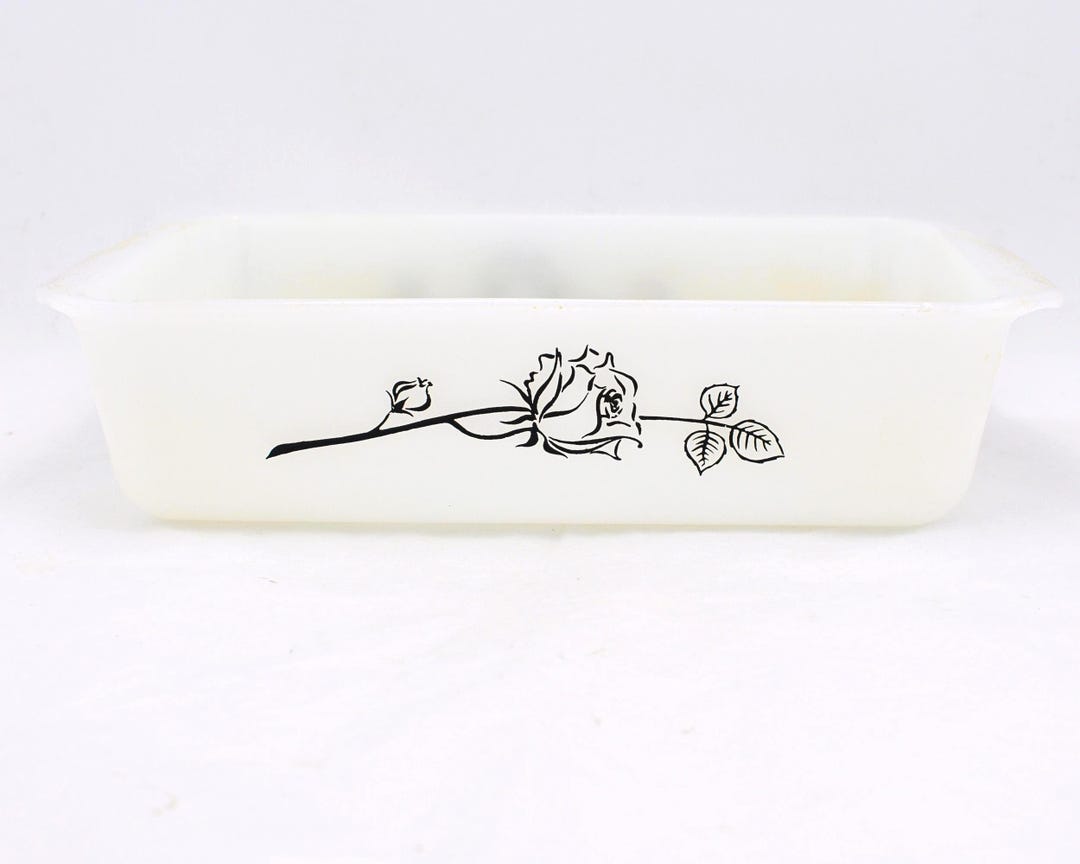 Vintage Pyrex Black Rose Milk Glass Casserole Dish - Etsy