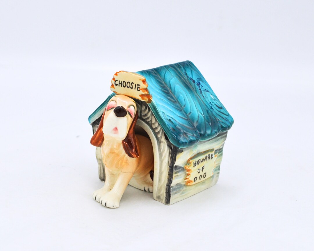 Choosie Dog Salt and Pepper Dog and Kennel / Dog House Set 1950's ...