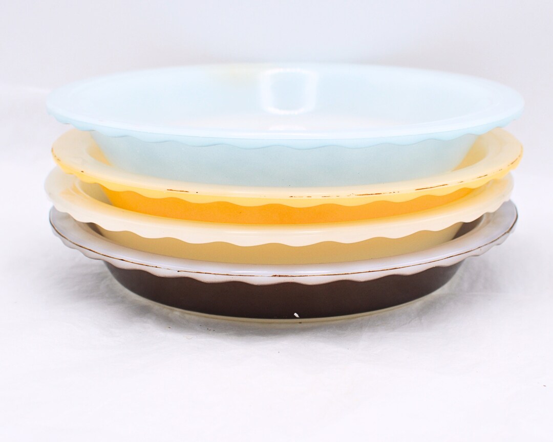 Vintage Agee Pyrex Crown Ovenware Pie Dish With Scalloped Edge: White ...