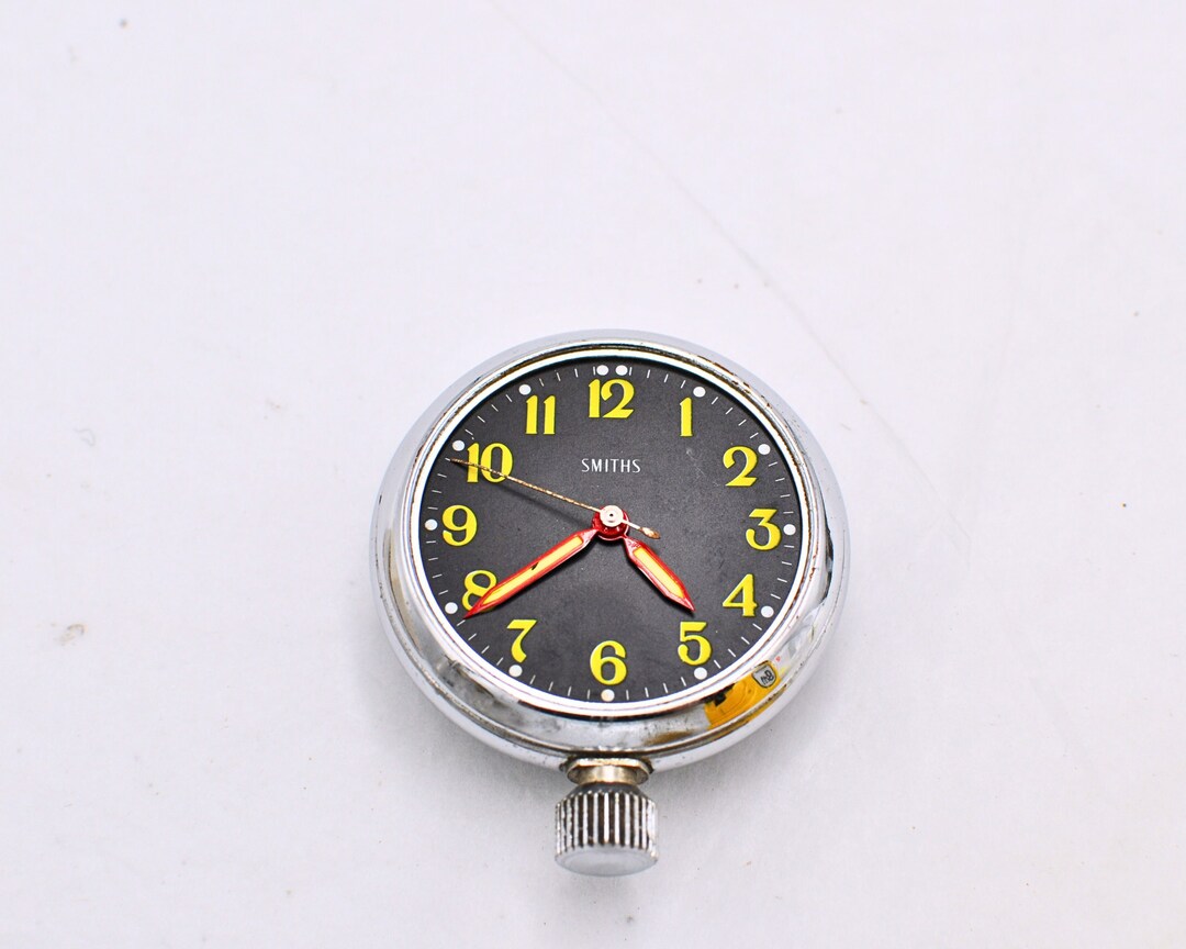 Smiths Retro Wind up Mechanical Car Clock 1970s Rally Car Dashboard ...
