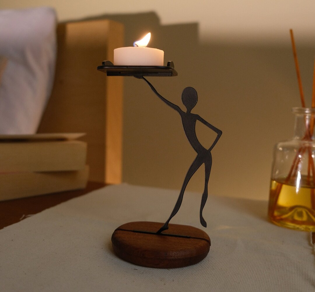Handmade Alien Gesture Candle Holder Alien Pose Candle - Etsy