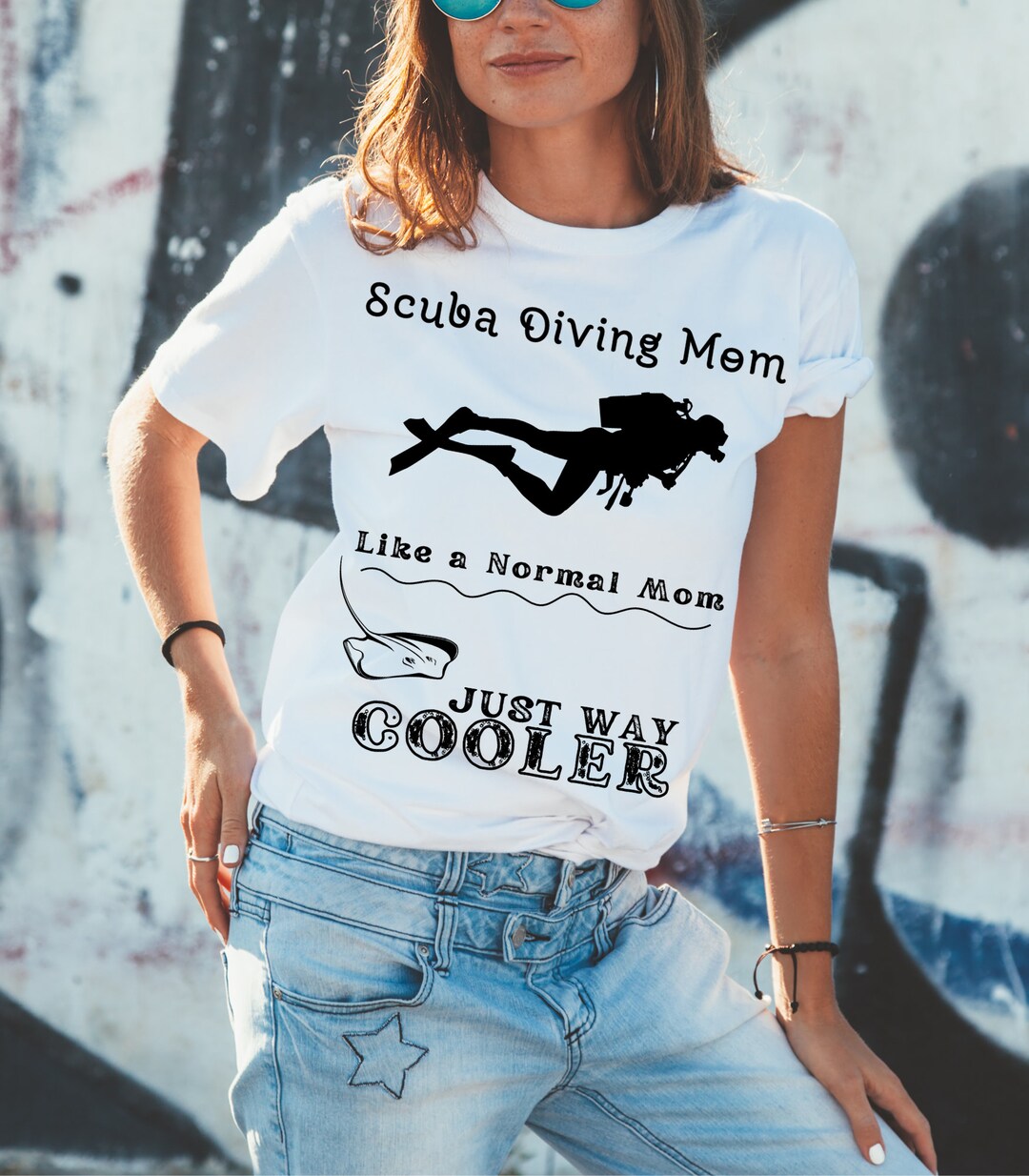 Scuba Diving Mom. Sustainable, Cotton T-shirt for Scuba Woman. Funny ...