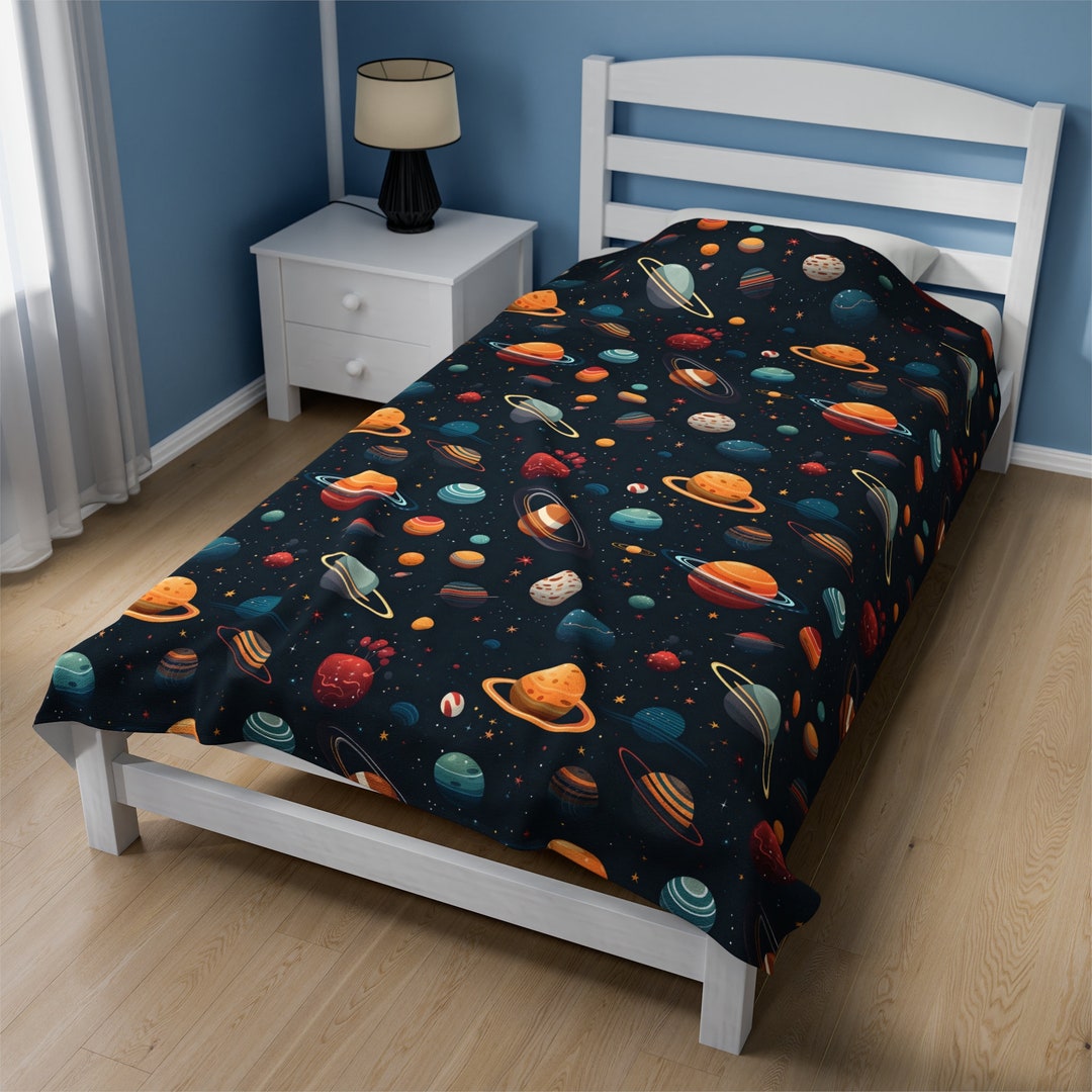 Planetary Solar System Blanket Velveteen Comforter Available in Twin ...