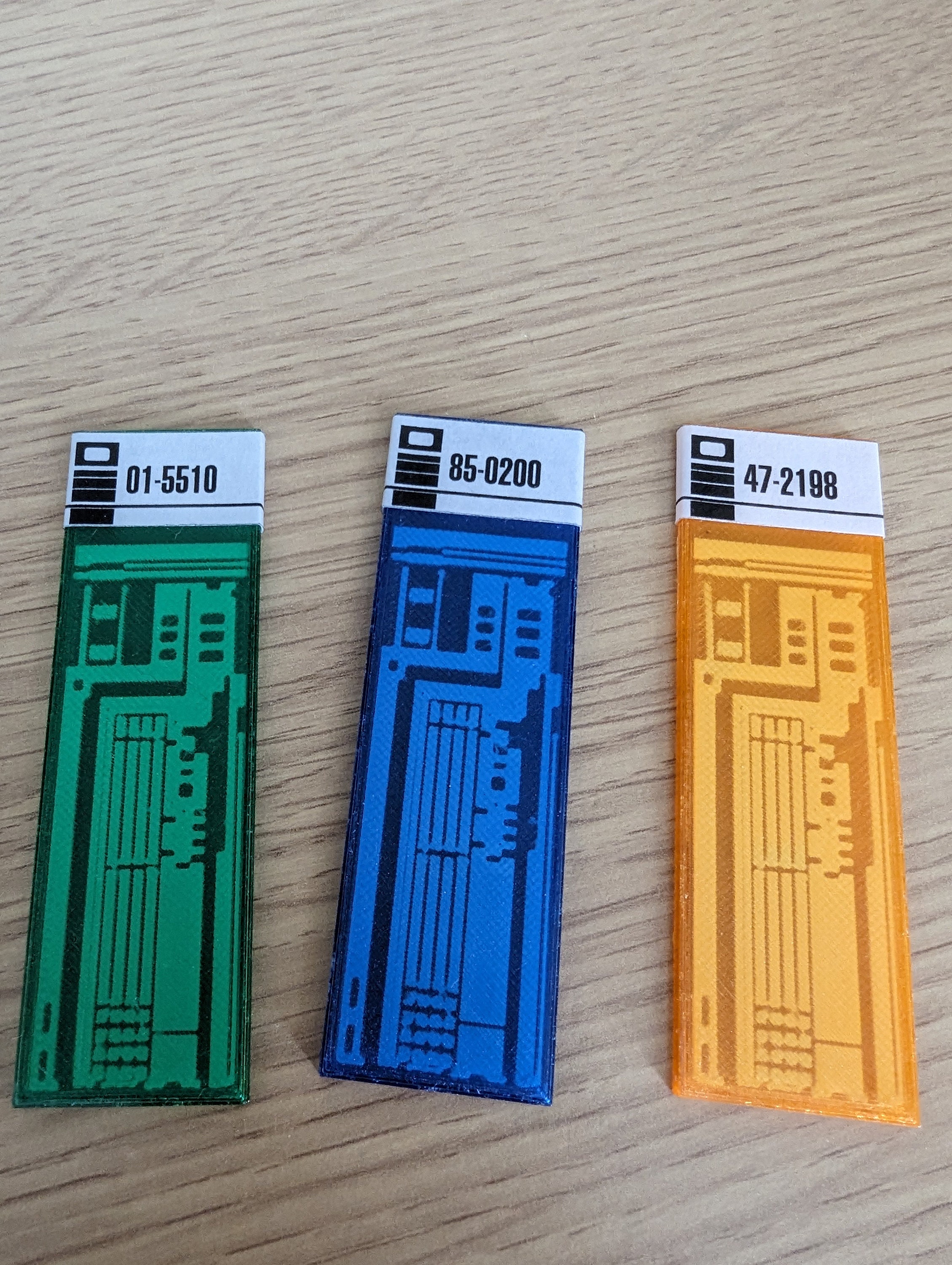 Star Trek TNG/DS9 Isolinear Chips and Stand 3D Printed - Etsy UK