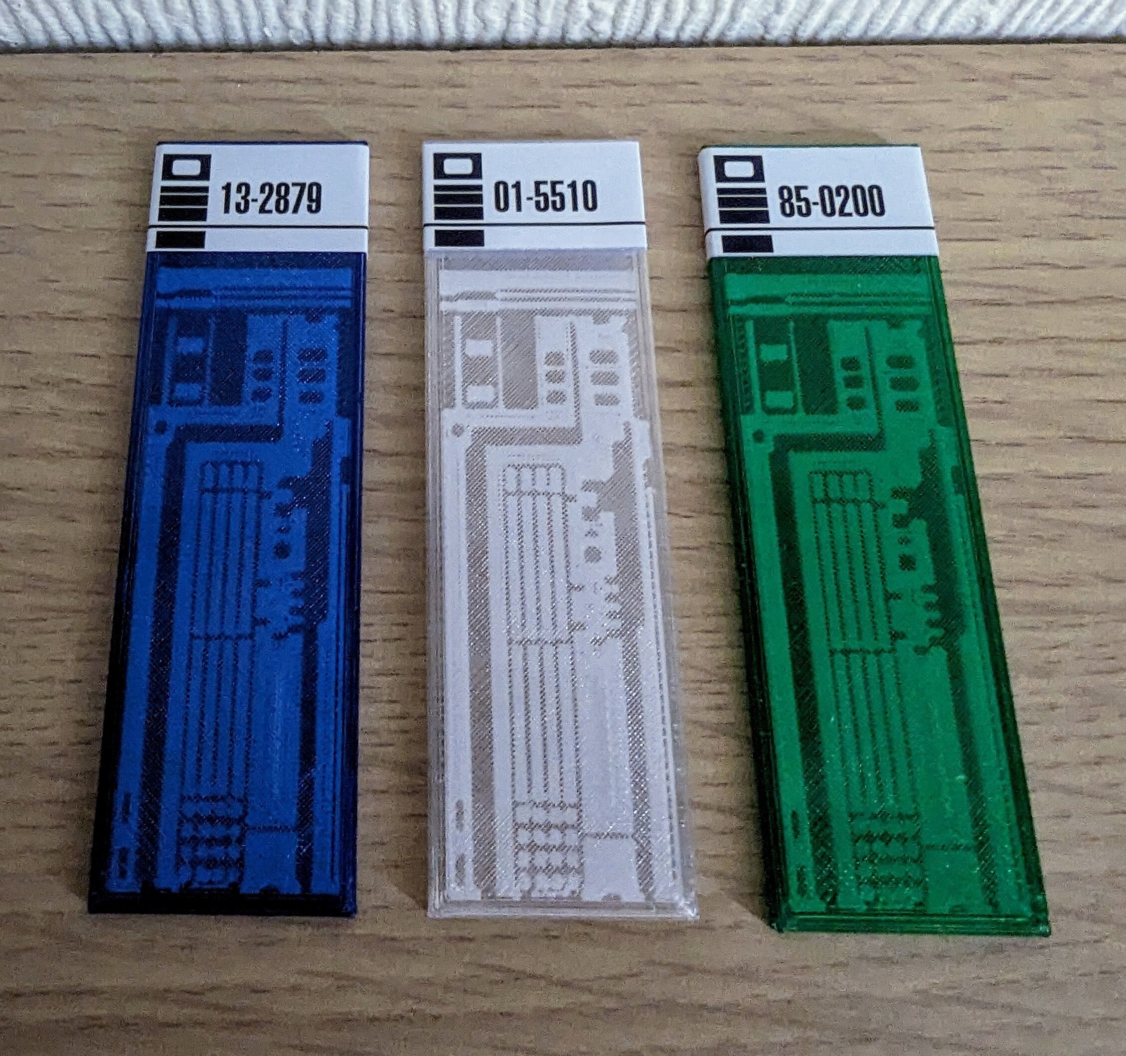 Star Trek TNG/DS9 Isolinear Chips and Stand 3D Printed - Etsy UK