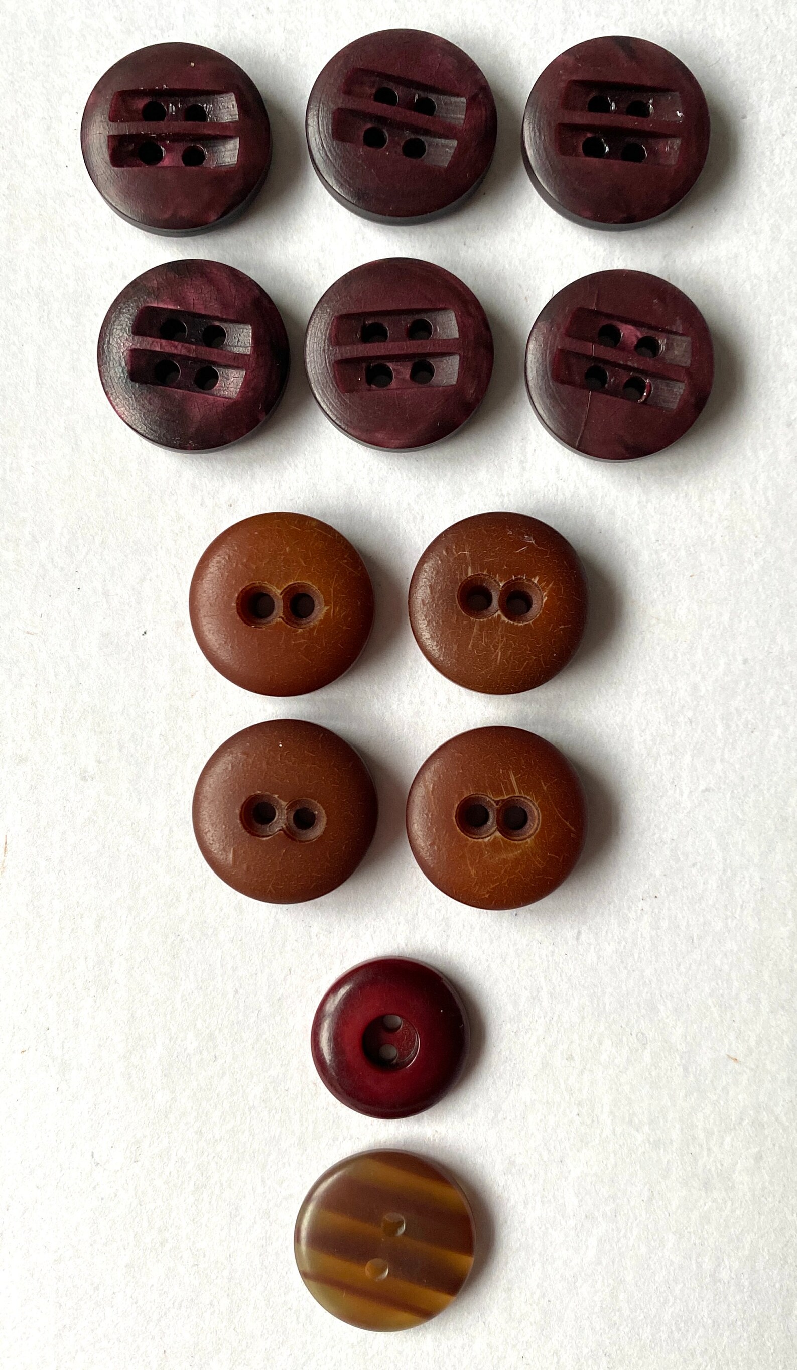 20th Century Buttons - Selection of 12 Vintage Brown and Dark Plum ...