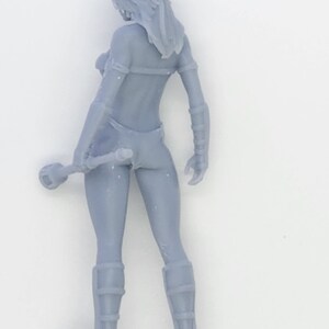 Human Female Priestess - 32mm - 75mm Scale Miniature - Hyborian Age D&D ...