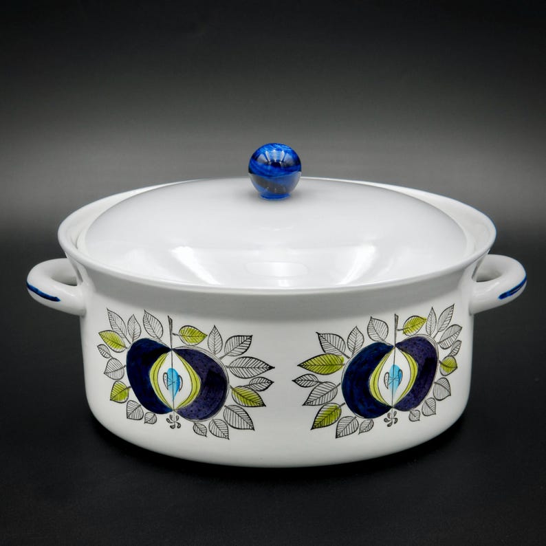 Rörstrand Eden Large Lidded Roaster/casserole, 2.15 Liter — Model RH53 ...