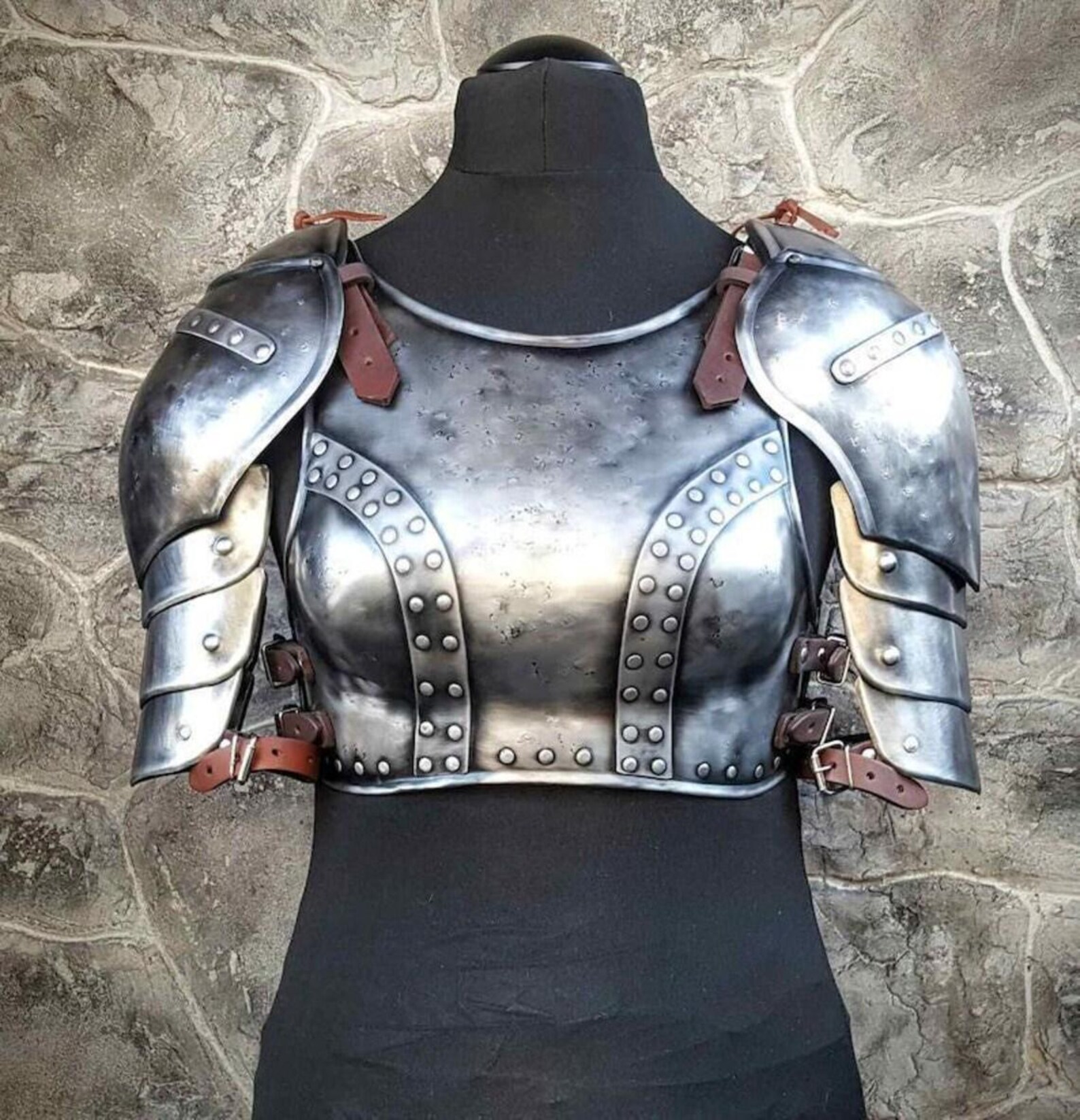 Ciri Witcher Armor Set | Zireael Cuirass, Pauldrons & Shoulder Armor ...