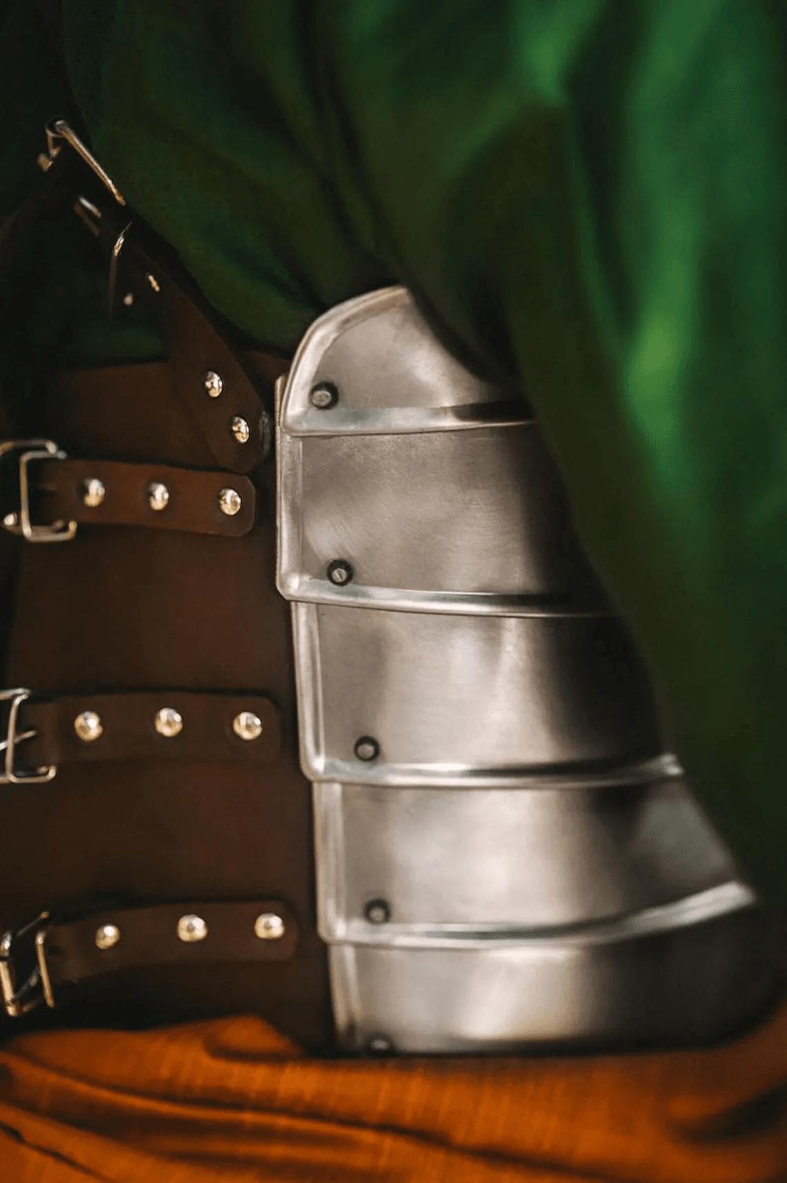 Second Age Elves Full Armor Set – LARP Cuirass, Bracers, Leg Greaves ...