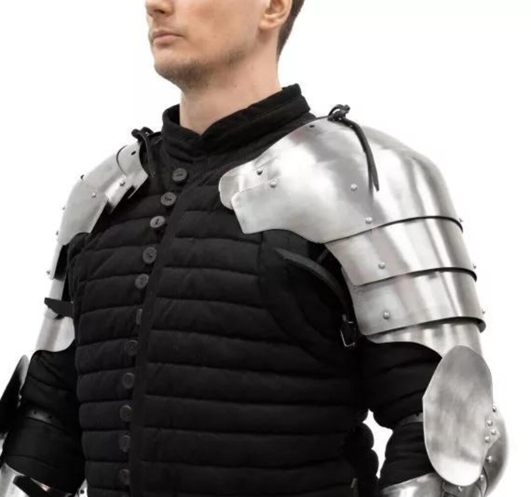 Segmented Combat Pauldrons – Armored Shoulder Protection / LARP ...