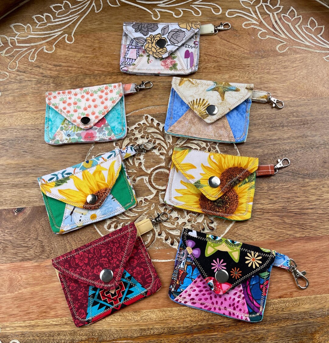 Patch Work Small Mini Wallet With Swivel Clasp, Floral Mini Wallet ...