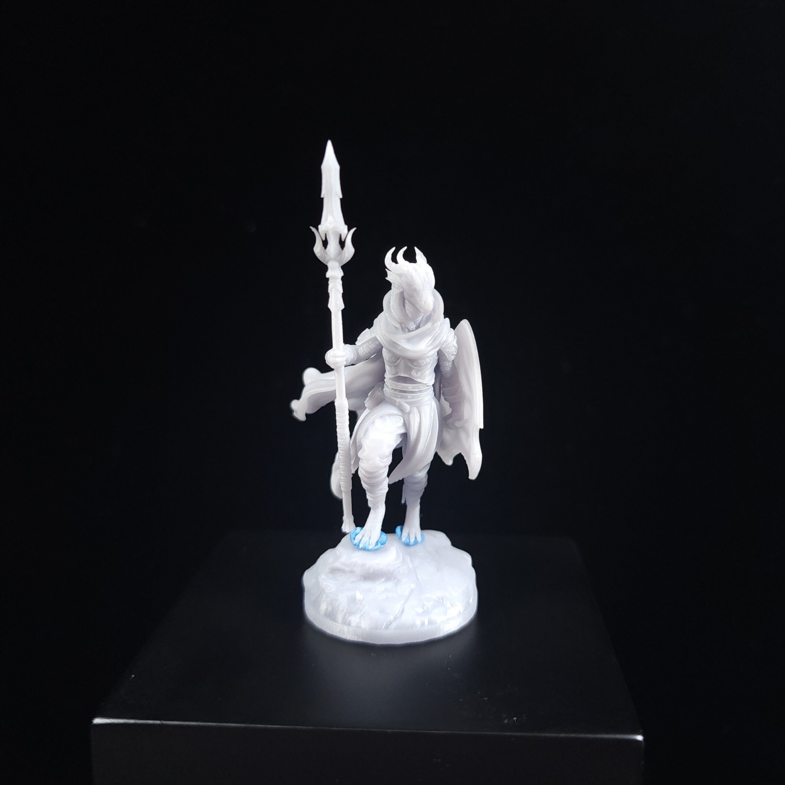 Female Dragonborn Warrior Aether & Alchemist Medium Mini or 75mm ...