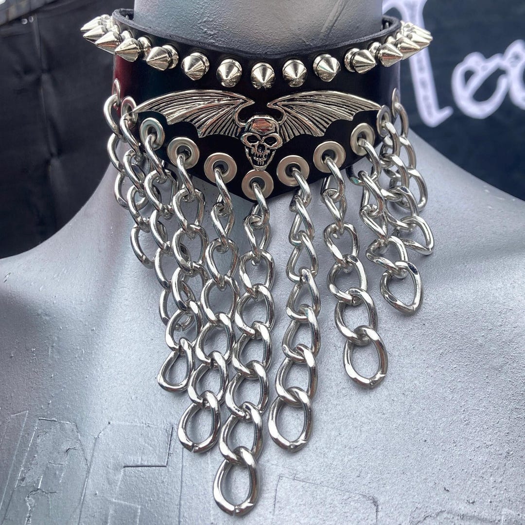 BLACK WINGS Chain Fringe Studded Leather V-choker - Etsy