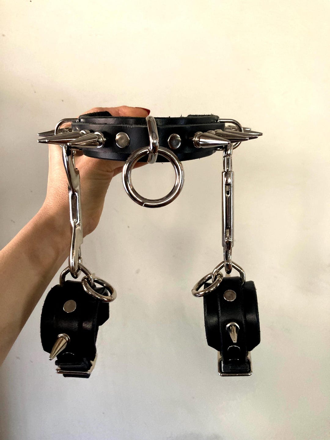 THE PIT Wrist Cuff & Collar Restraint Set - Etsy