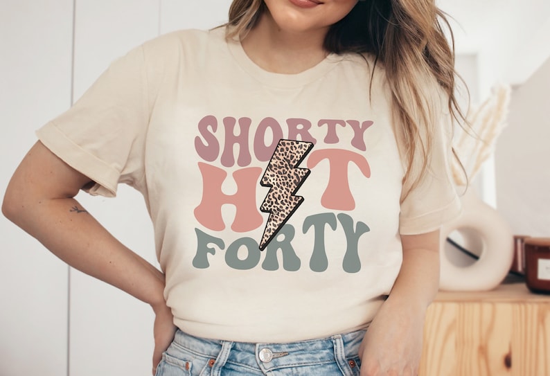 Retro Shorty Hit Forty Birthday Shirt Groovy 40th Birthday Tee 1985 ...