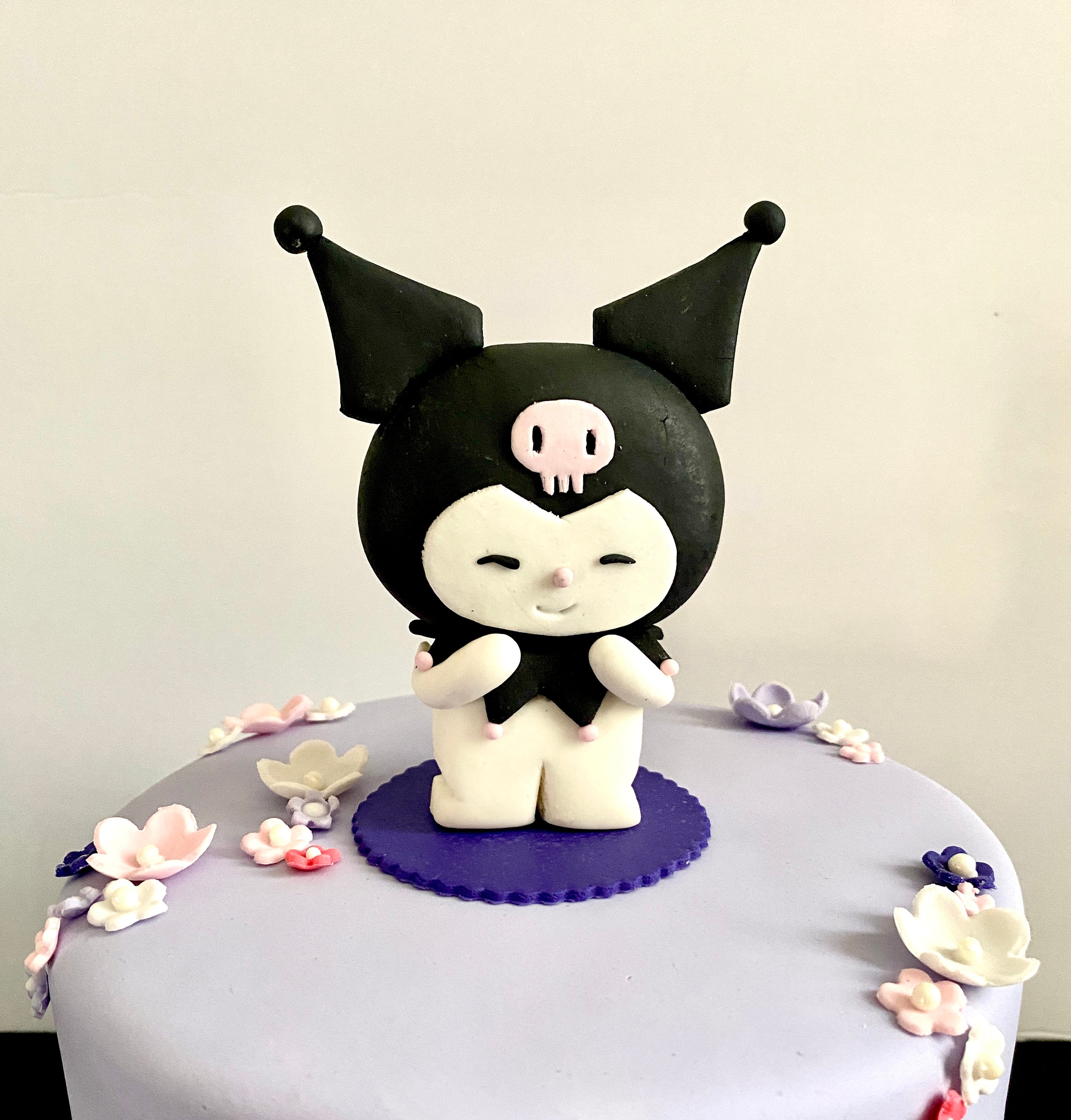 Fondant Kuromi Cake Topper, Kuromi Edible, Hello Cat Topper - Etsy