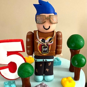Roblox Topper, Fondant Roblox Topper, Roblox Avatar Topper, Custom ...