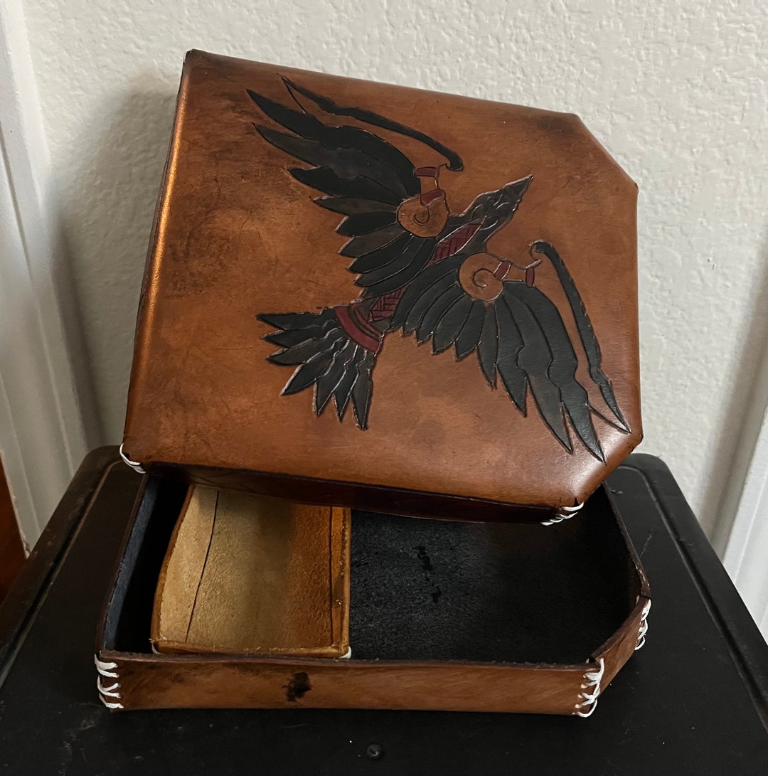 Handcrafted Made to Order Leather Raven Dice Tray/box - Etsy
