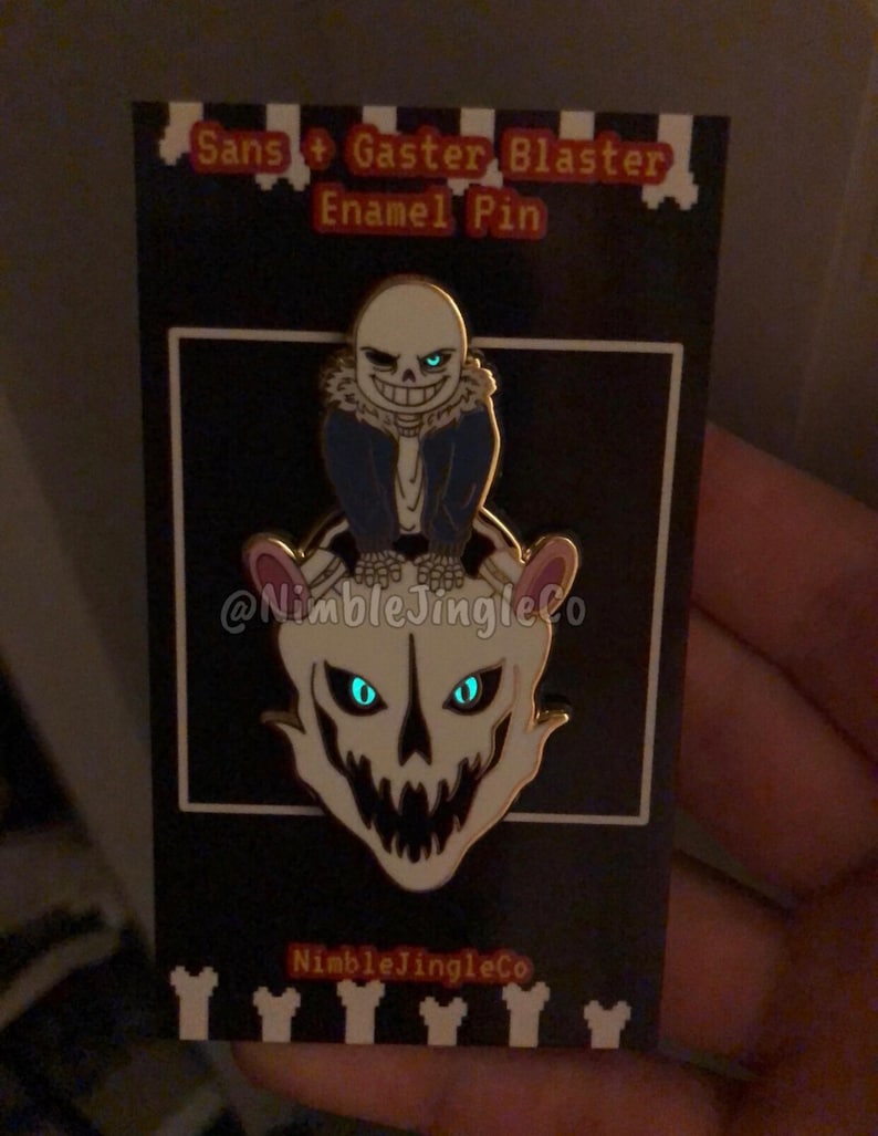 Skeleton Gaster Blaster Enamel Pin - Etsy